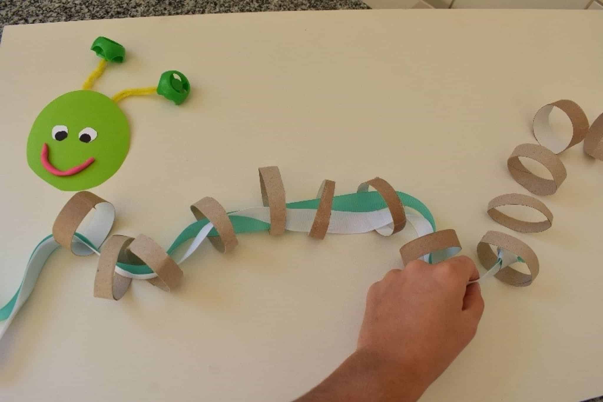 Practico Mi Motricidad Fina Con Una Oruga: Manualidades Educativas ...