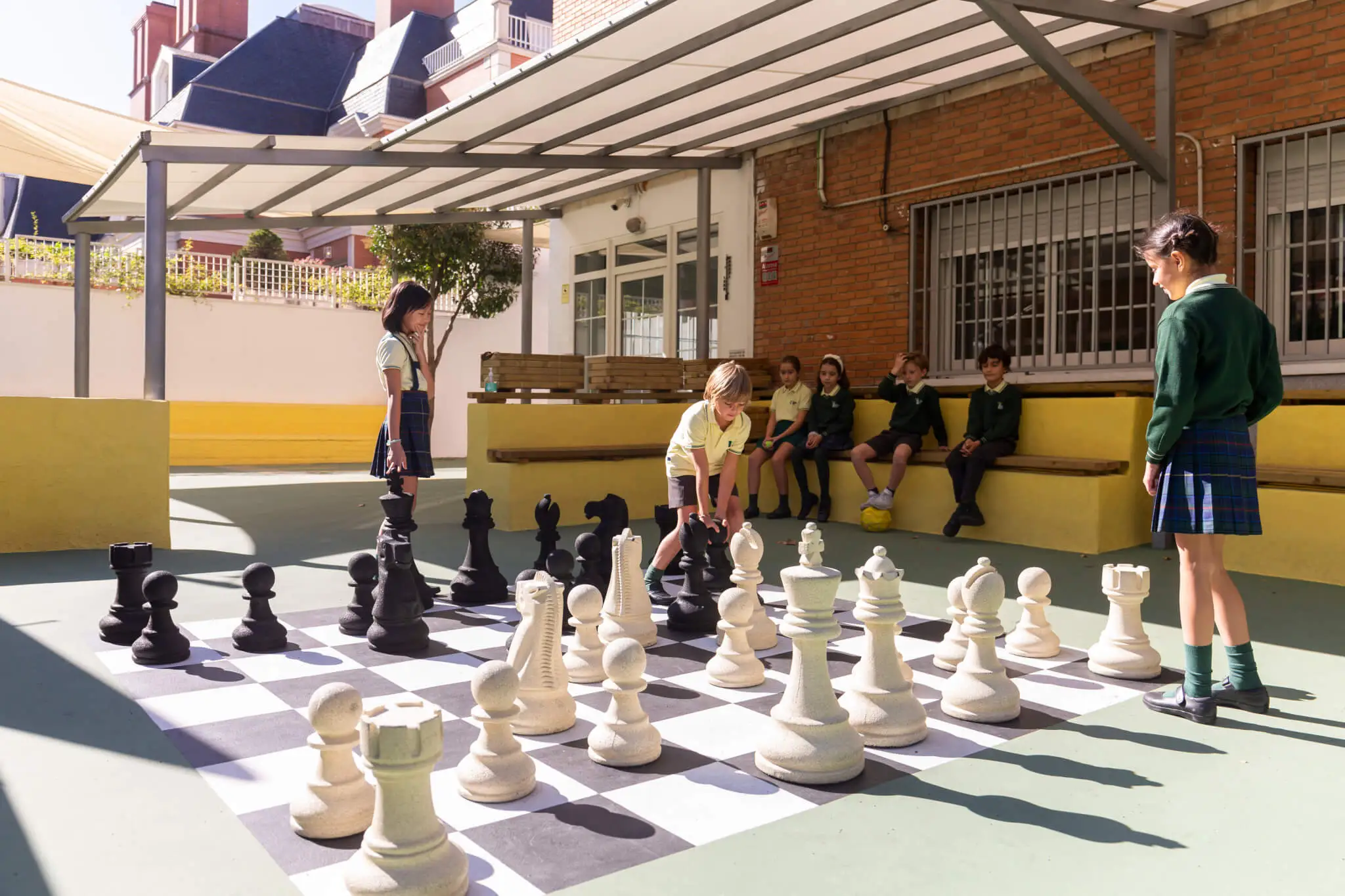 Hastings School: Educación Británica Internacional En Madrid